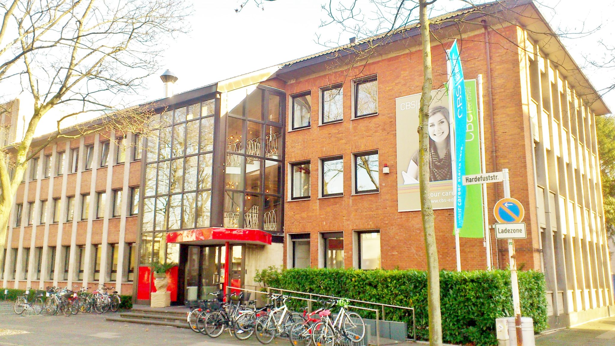 Cologne Business School CBS, Кёльн, Германия - PFS Education